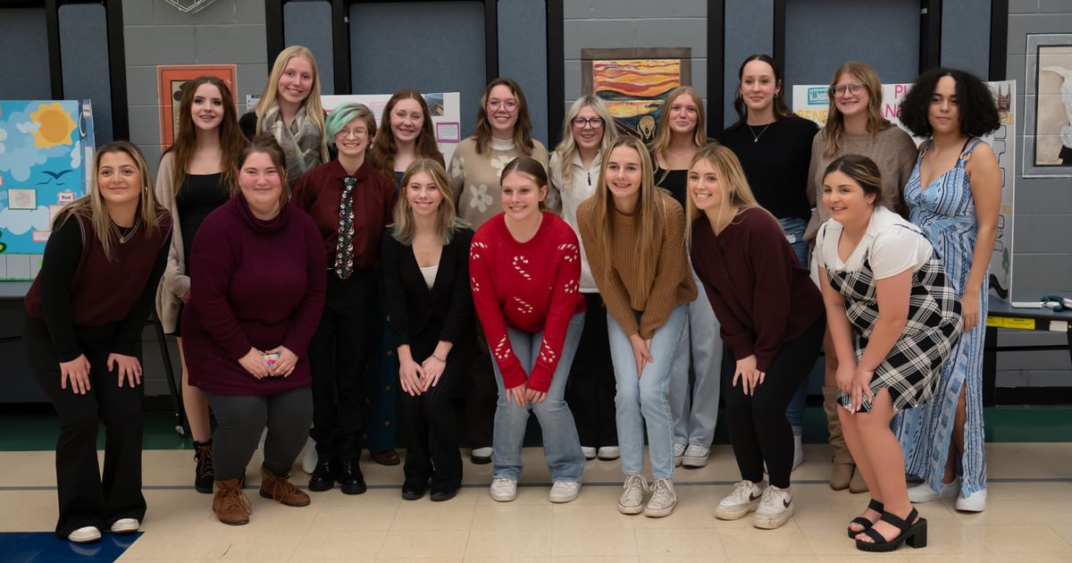 Illinois Humanities | Durand Turns to its Youth for Solutions